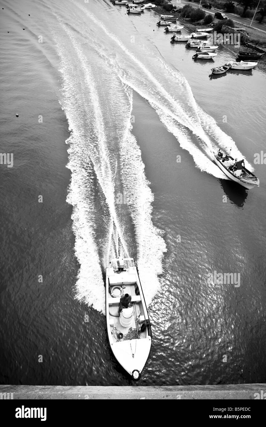 High speed boats Black and White Stock Photos & Images - Alamy