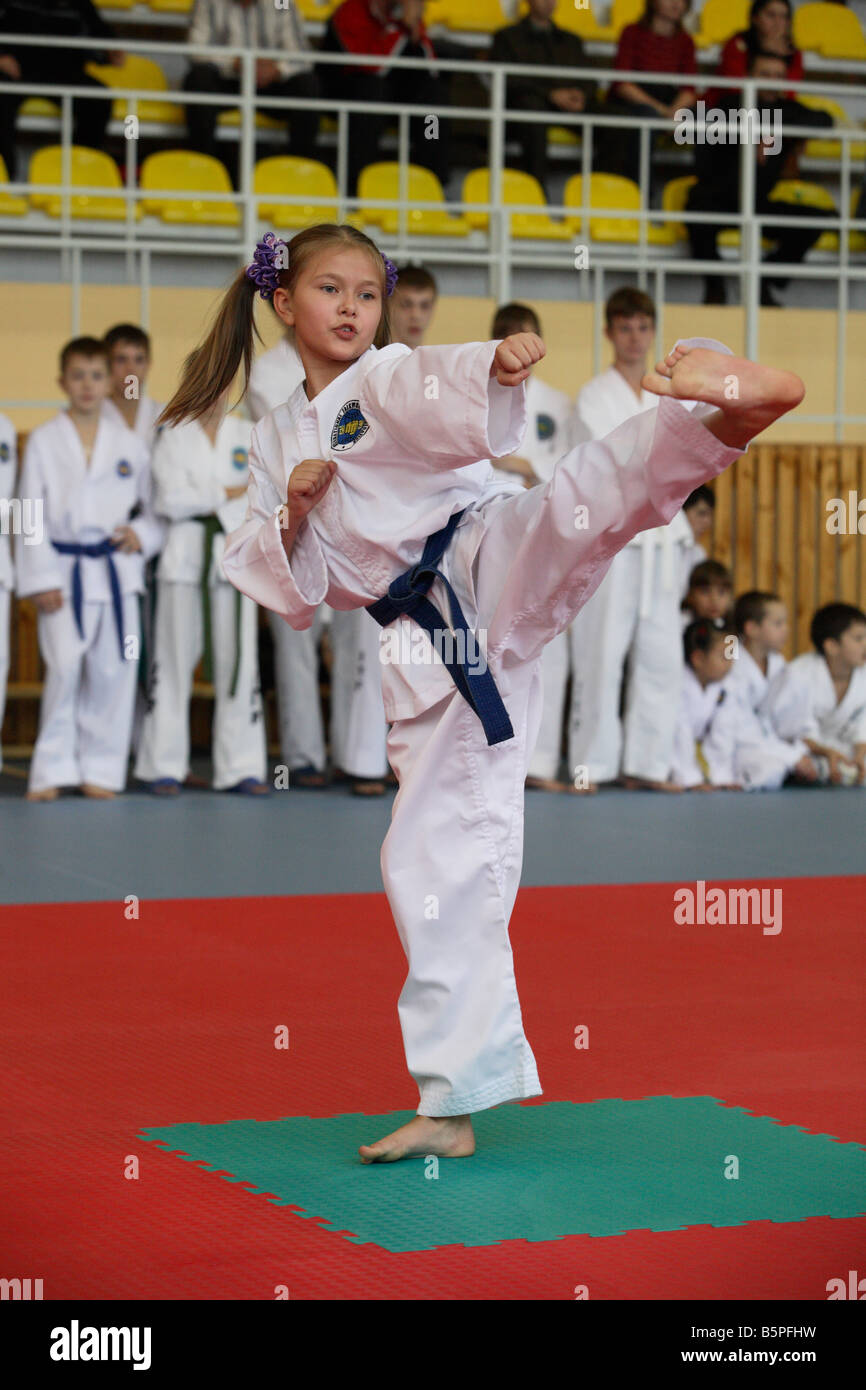 Karate Kid Active Stock Photos & Karate Kid Active Stock Images - Alamy
