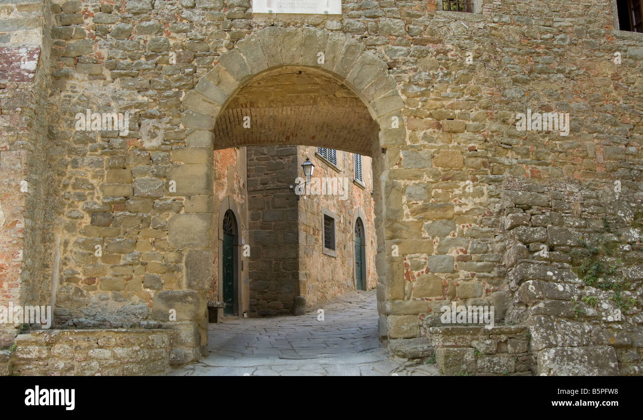Castello di gargonza hi-res stock photography and images - Alamy