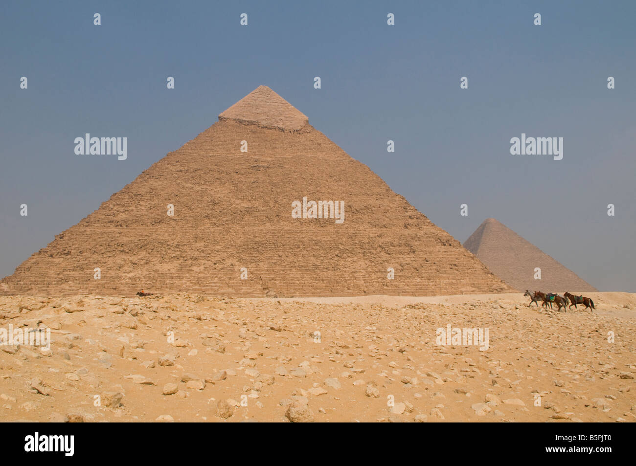 Khafre Pyramid Stock Photos & Khafre Pyramid Stock Images - Alamy