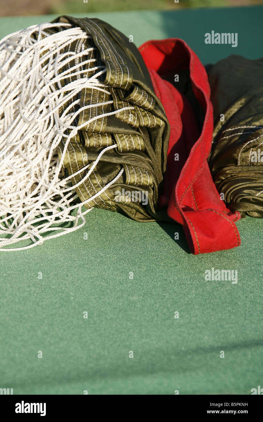 Parachute kit hi-res stock photography and images - Alamy