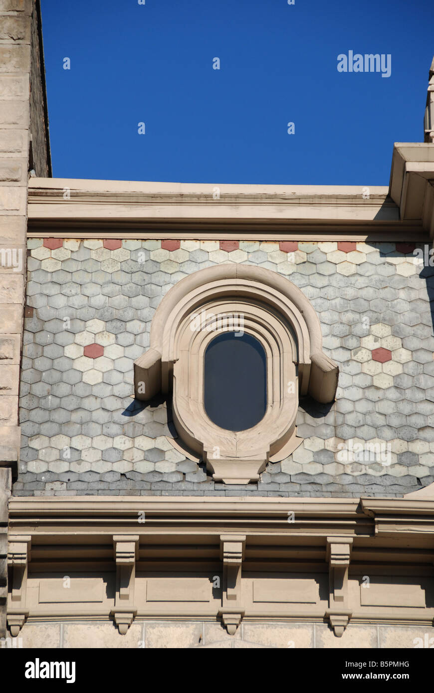 Oval shaped building hi-res stock photography and images - Alamy