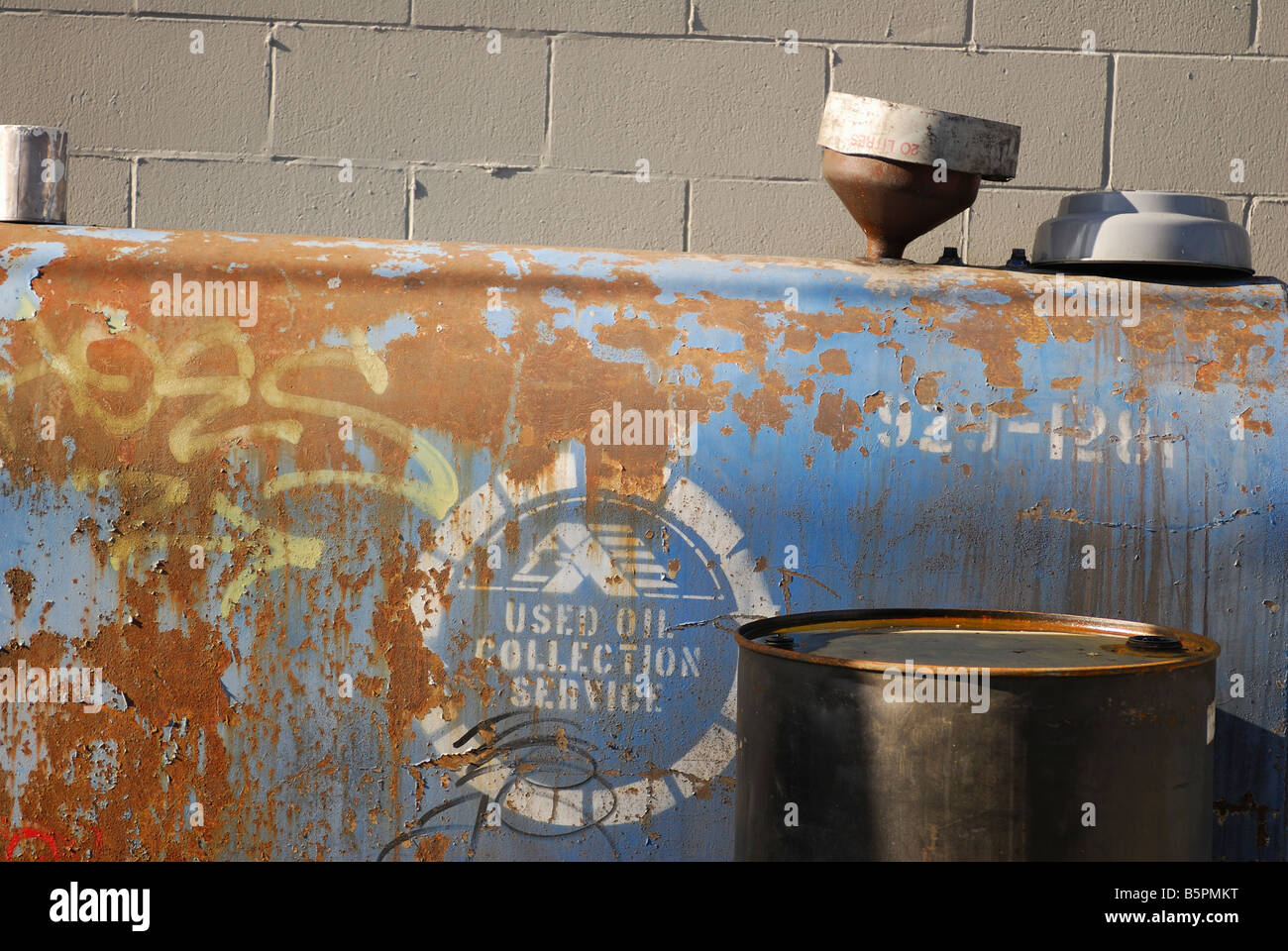 Used oil collection service hi-res stock photography and images - Alamy