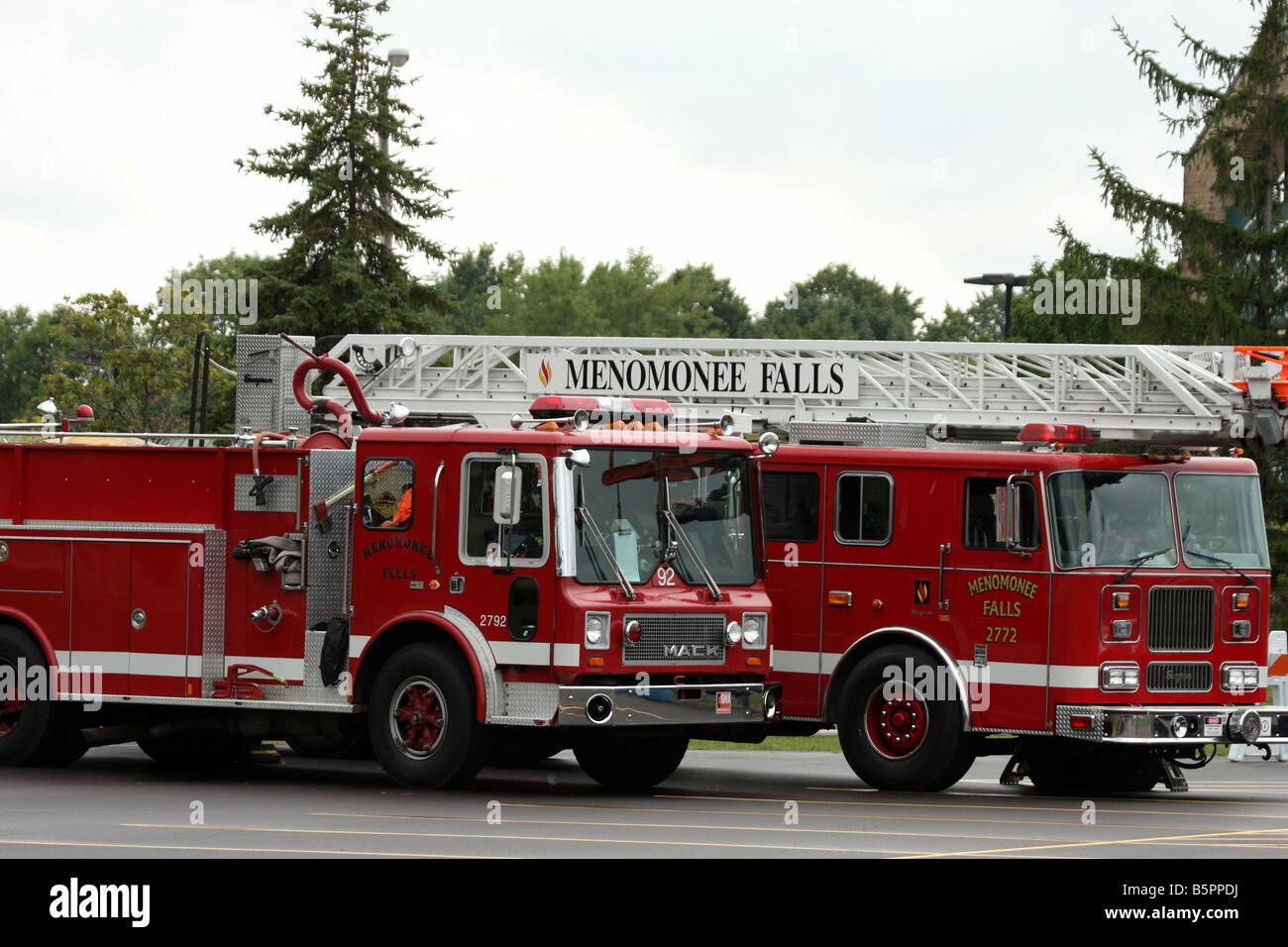 Team mate falls hi-res stock photography and images - Alamy