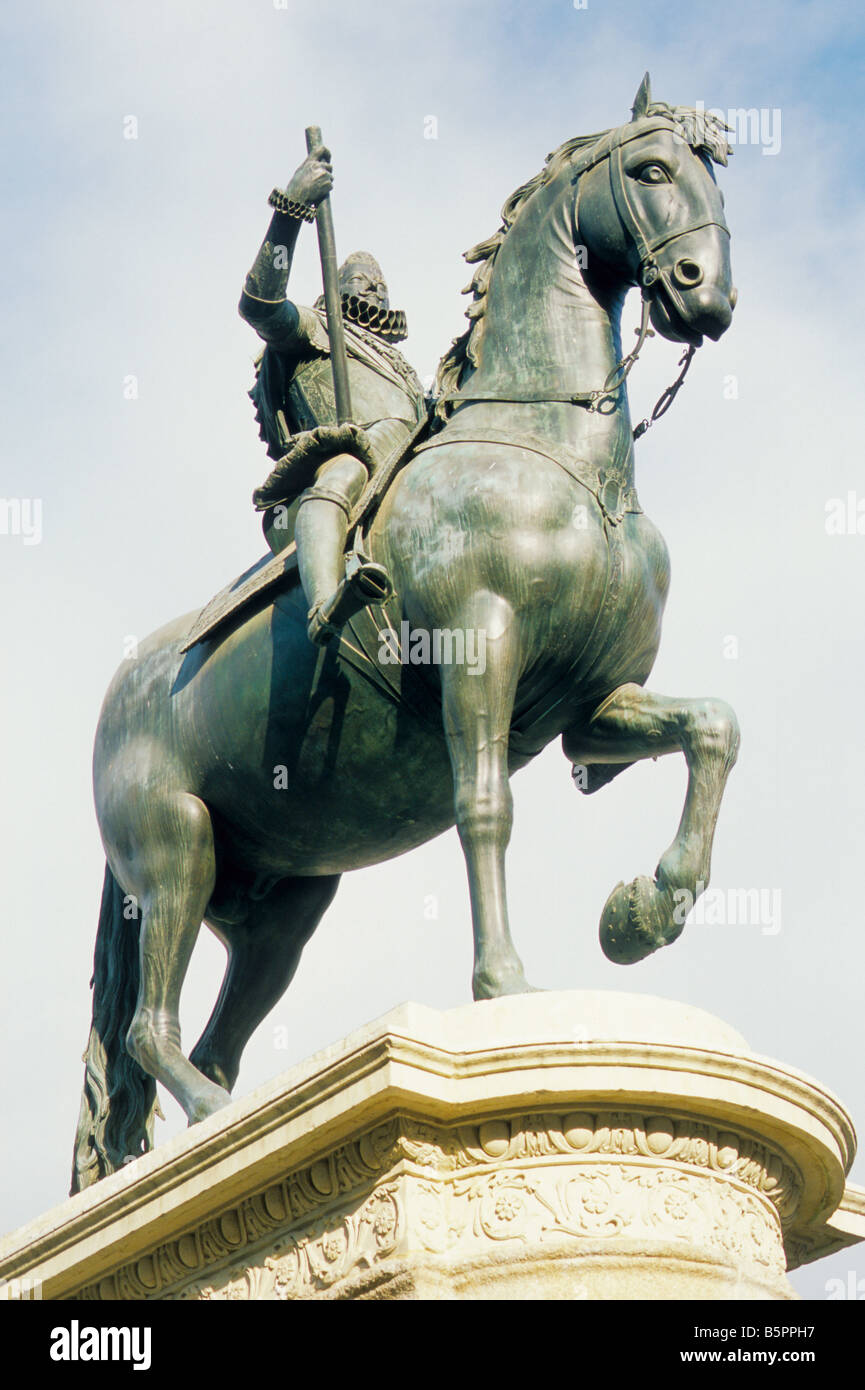 C17, bronze, equestrian Statue, of King Phillip III of Spain, 1527-98 ...