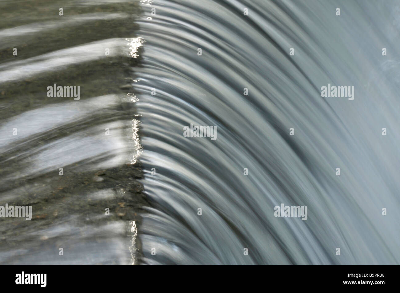 Laminar flow hi-res stock photography and images - Alamy