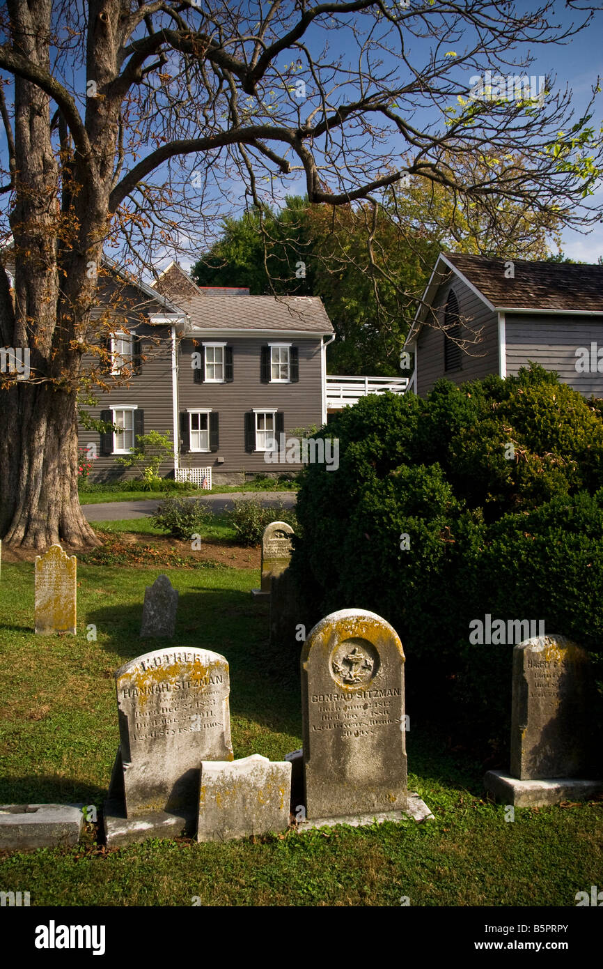 Old graveyard with a colonial era house in Pennsylvania Stock Photo - Alamy