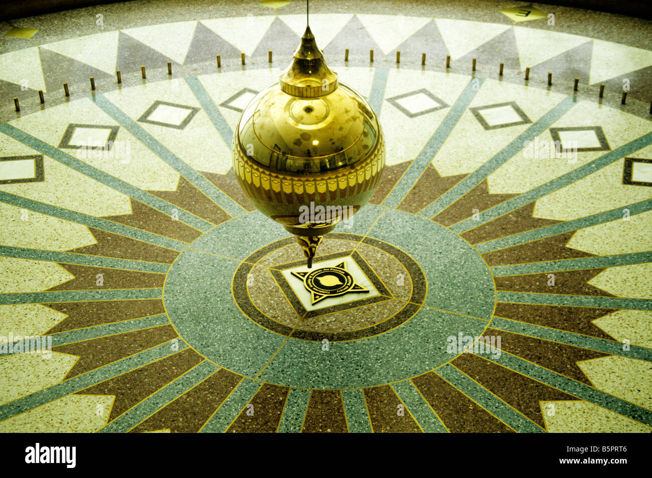 Foucault pendulum hi-res stock photography and images - Alamy