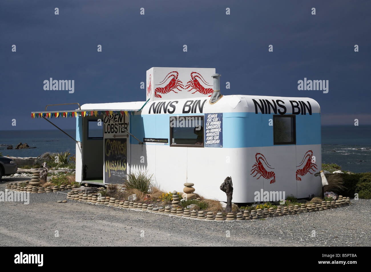 Nins bin new zealand hi-res stock photography and images - Alamy