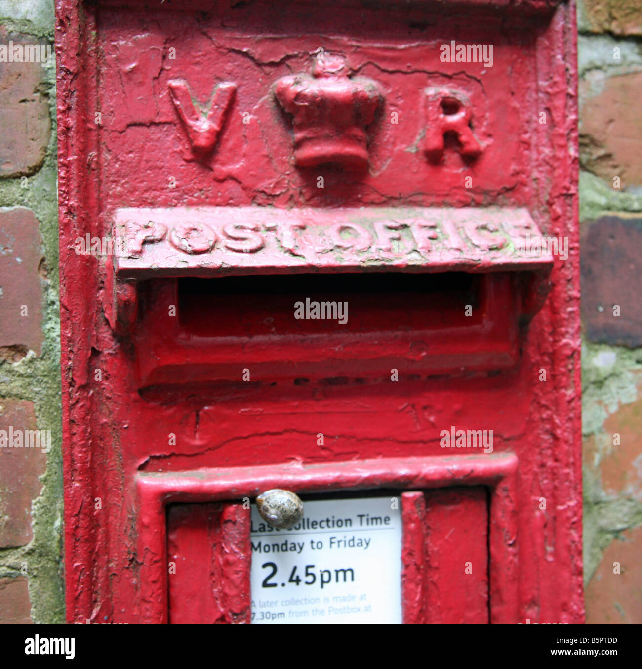 Victorian post box hi-res stock photography and images - Alamy