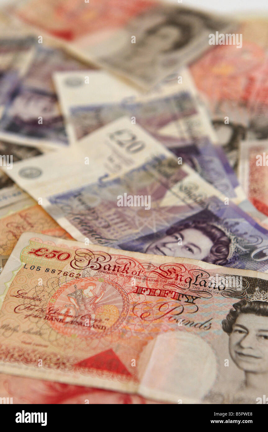 A pile of British banks notes Stock Photo - Alamy