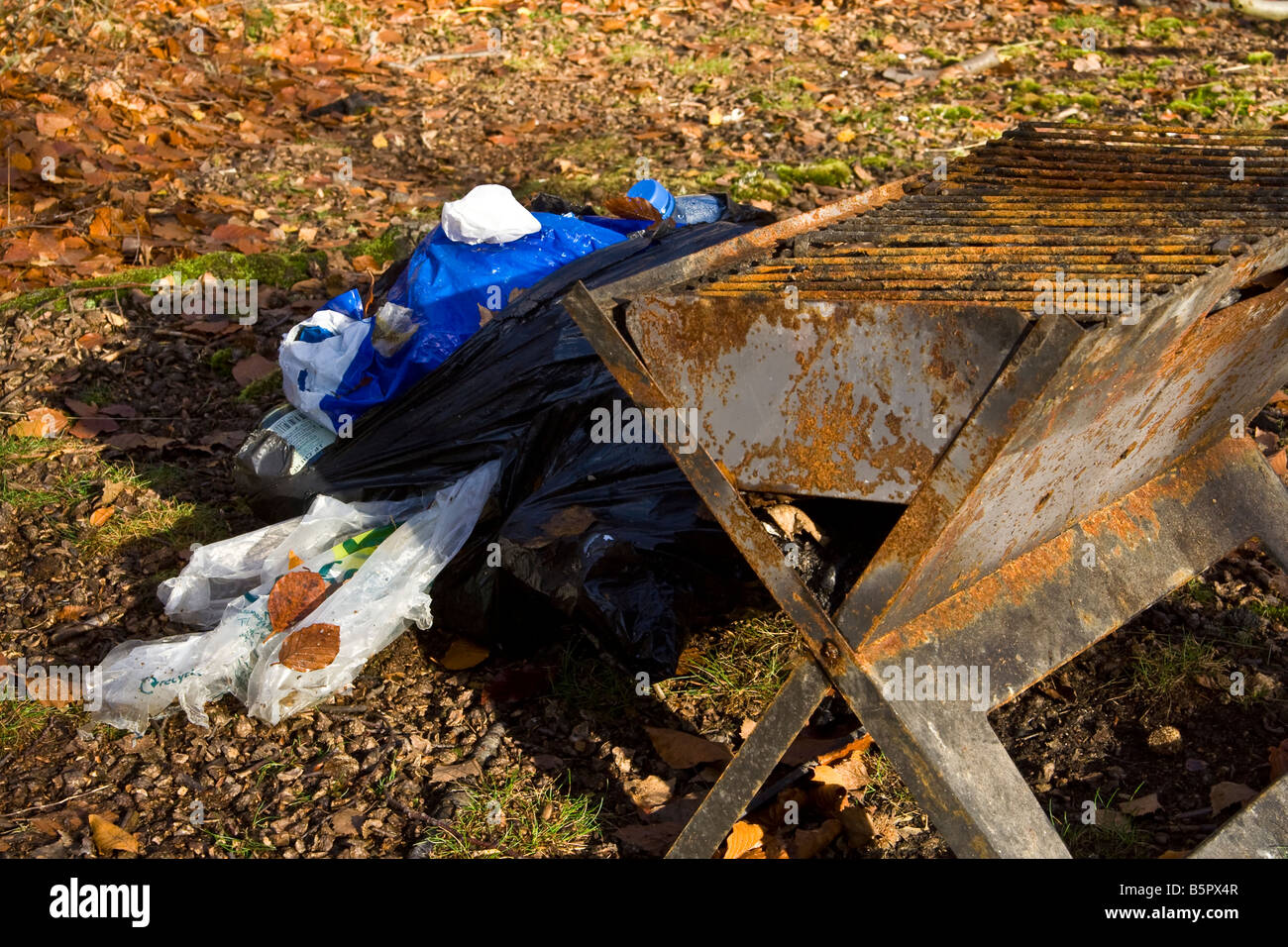 Fly tipping uk hi-res stock photography and images - Alamy