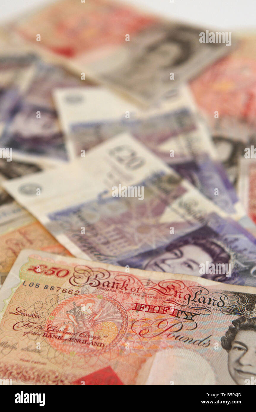 A pile of British banks notes Stock Photo - Alamy
