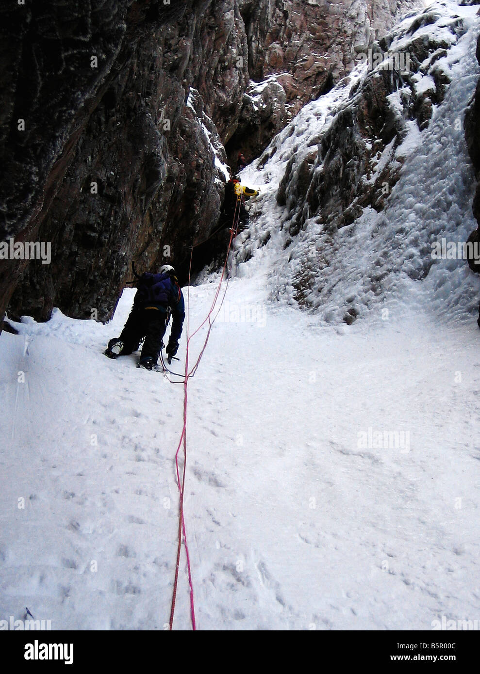 Winter climbing in Crowberry Gully Scotland UK Stock Photo - Alamy