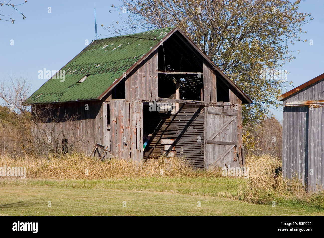 Old Run Down Abandoned Barns Abandoned Tobacco Barn Hopewell, FL" By
