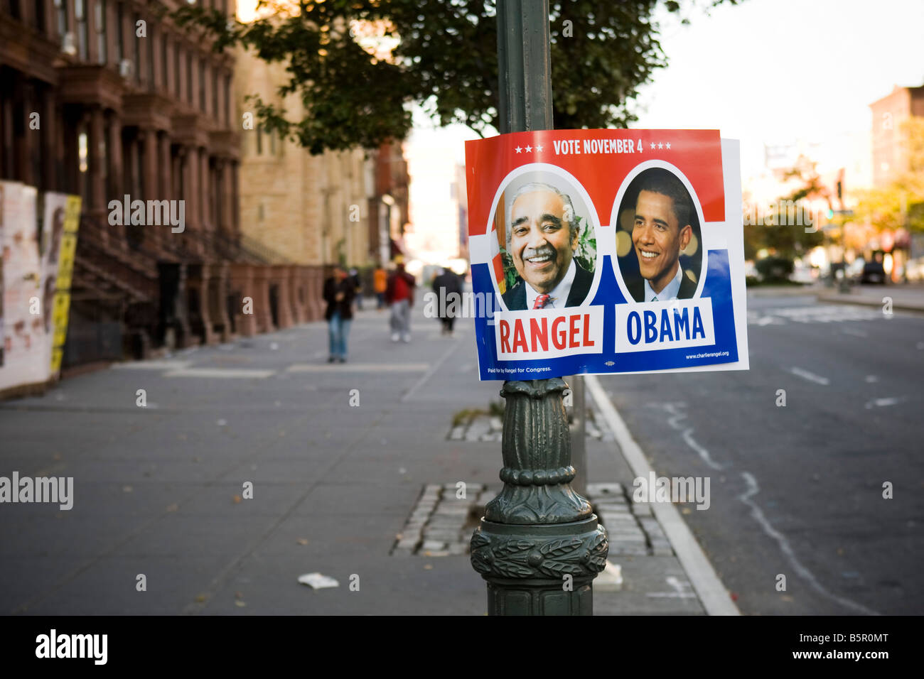 Uptown lamp post sign hi-res stock photography and images - Alamy