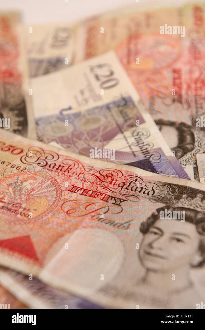 A pile of British banks notes Stock Photo - Alamy