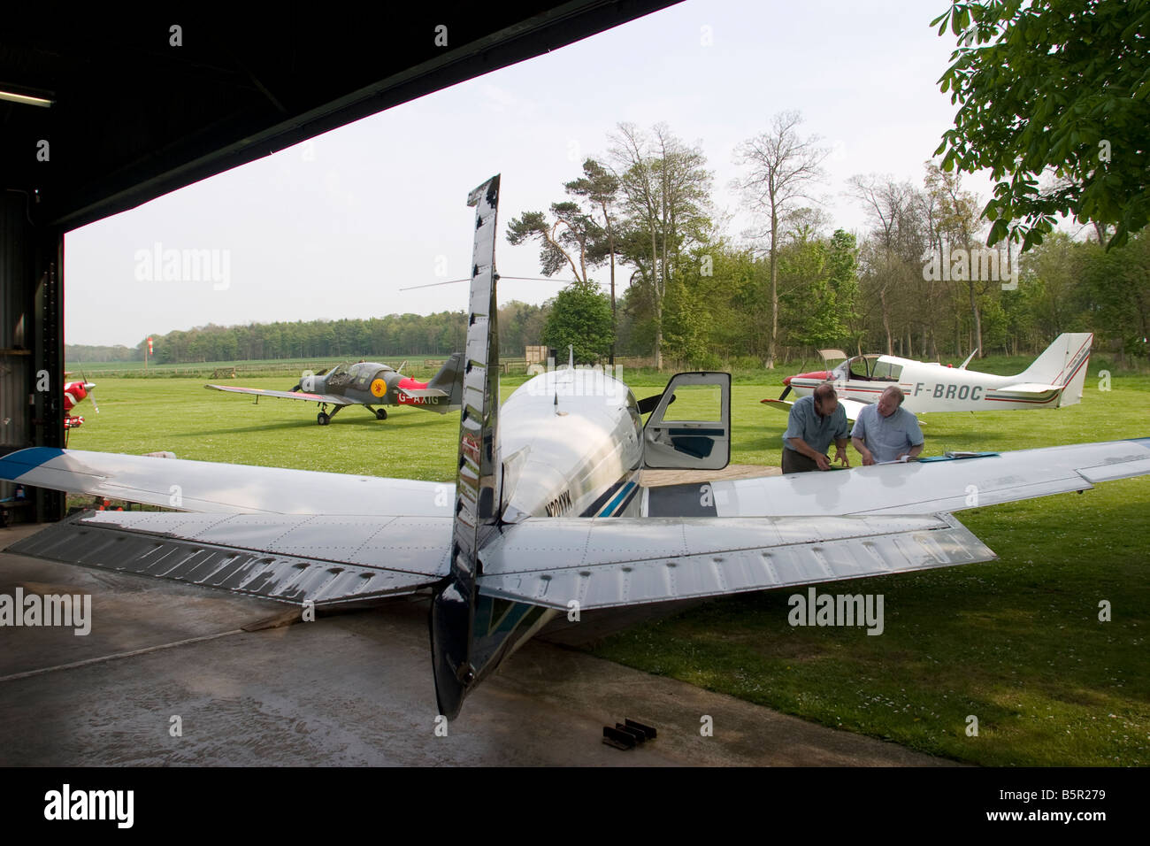 Archerfield aviation hi-res stock photography and images - Alamy