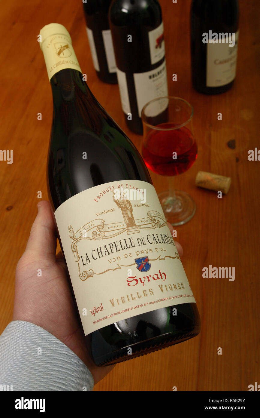 French Syrah red wine bottle label Vin De Pays D'Oc Stock Photo - Alamy