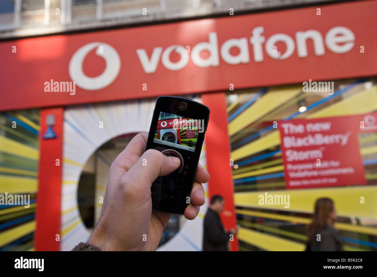 Vodafone mobile phone hi-res stock photography and images - Alamy