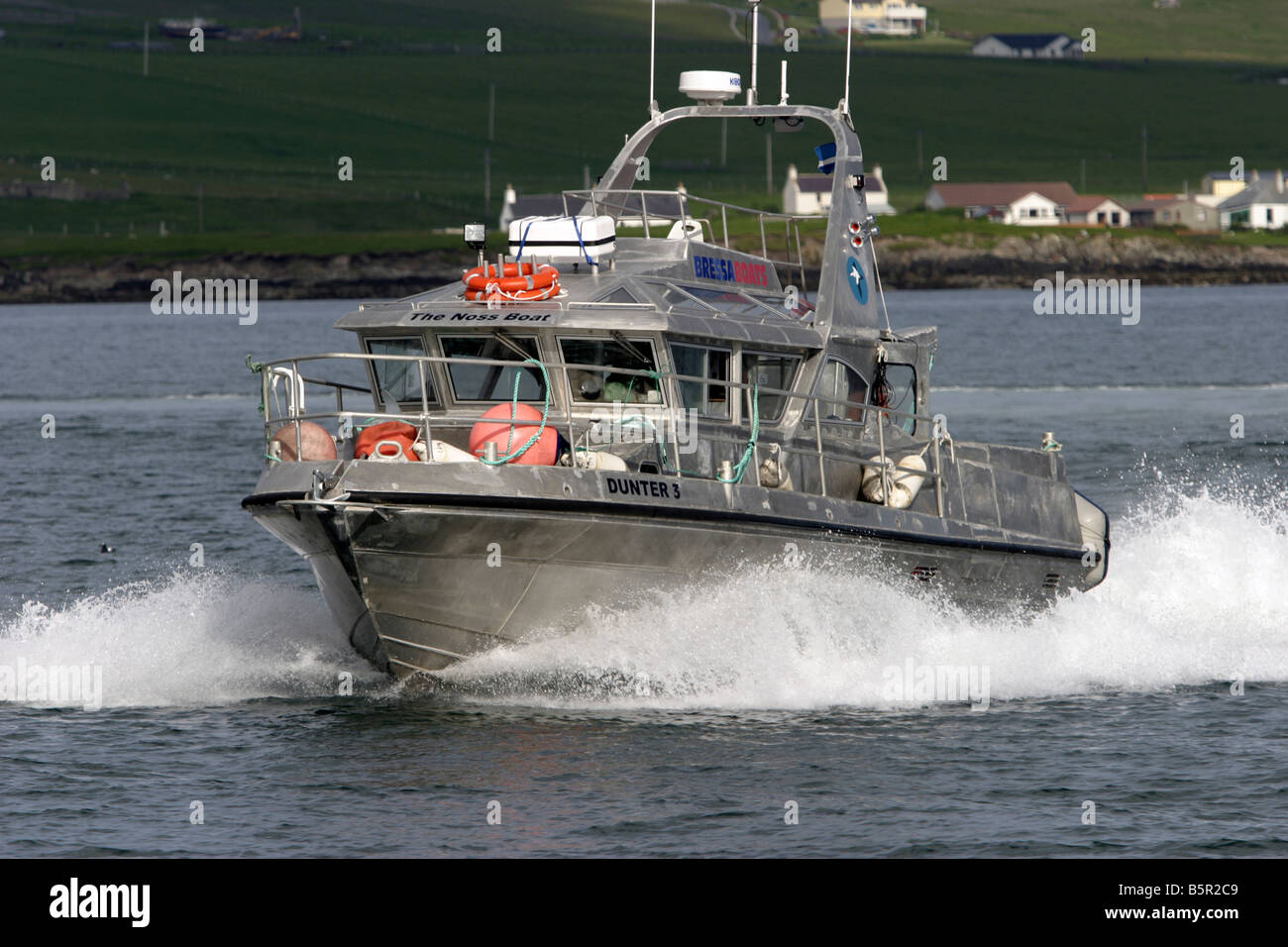 Dunter 3 wildlife tour boat Shetland Stock Photo - Alamy