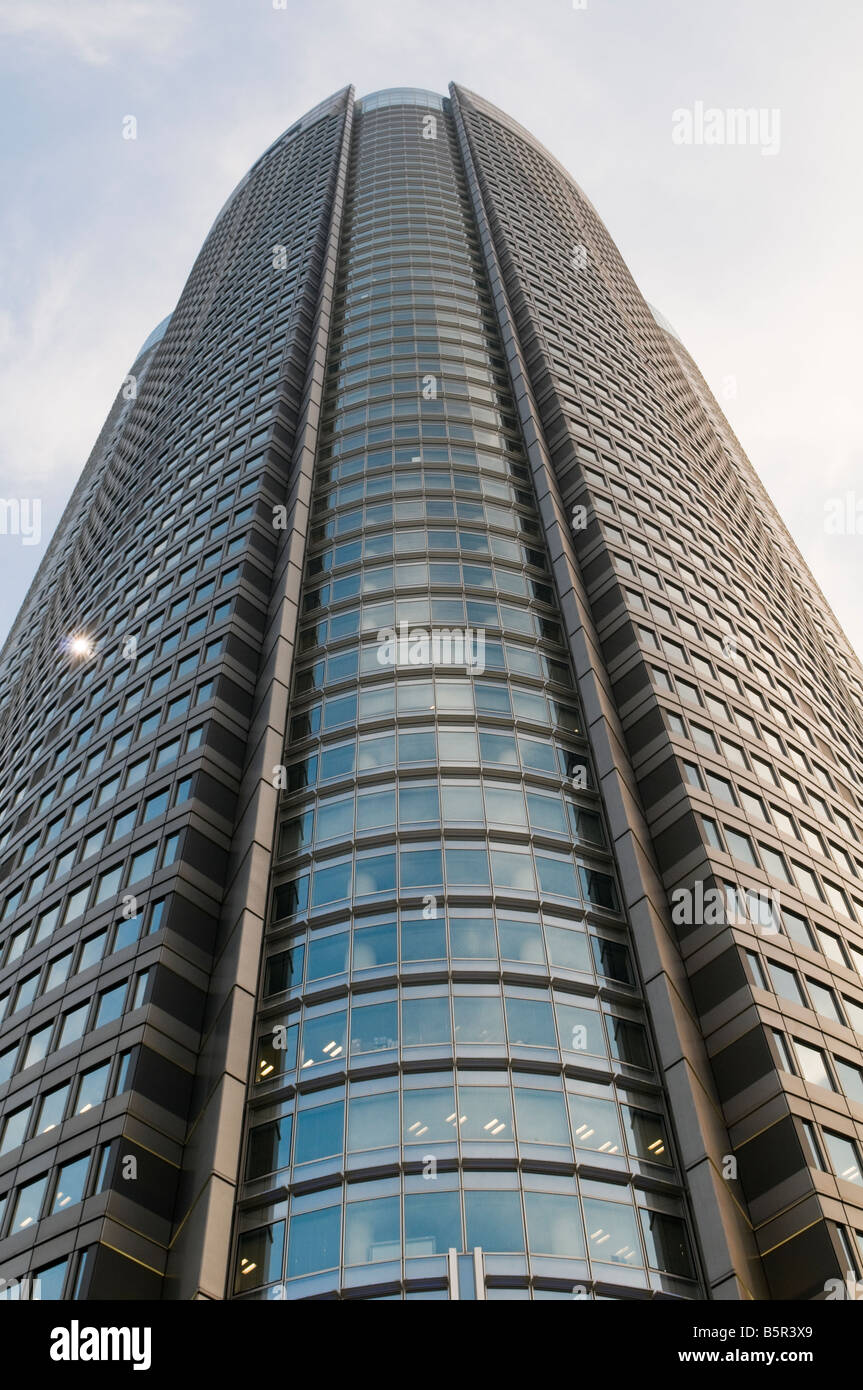 Mori tower hi-res stock photography and images - Alamy