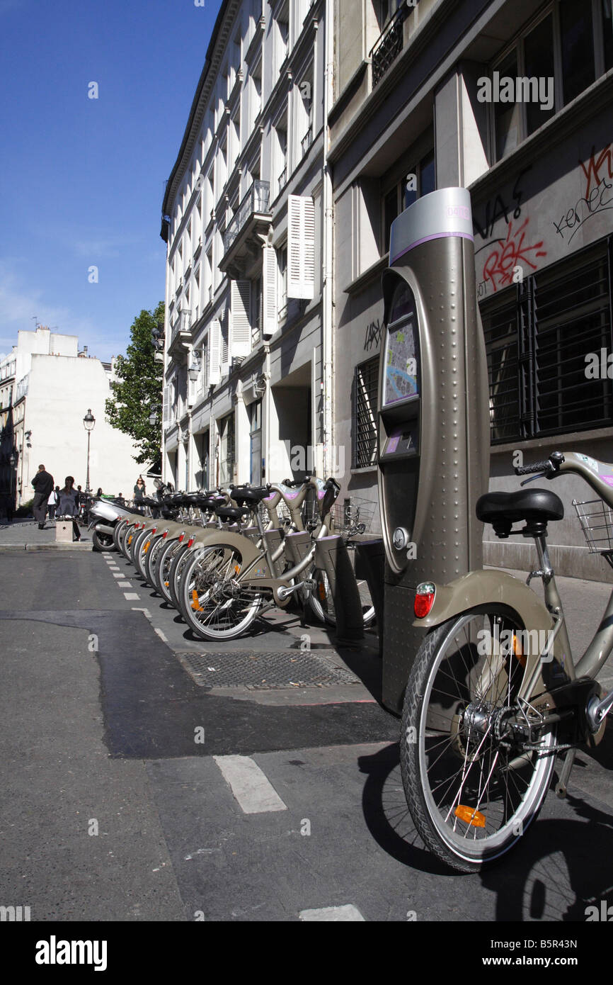 Rental scheme hi-res stock photography and images - Alamy