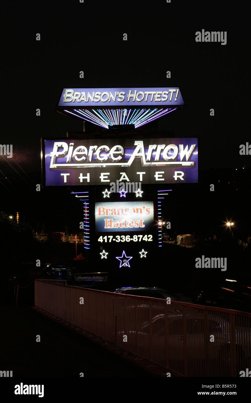 Show facade hi-res stock photography and images - Alamy