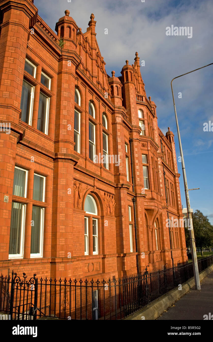Peel Building, University of Salford, Salford, UK Stock Photo - Alamy