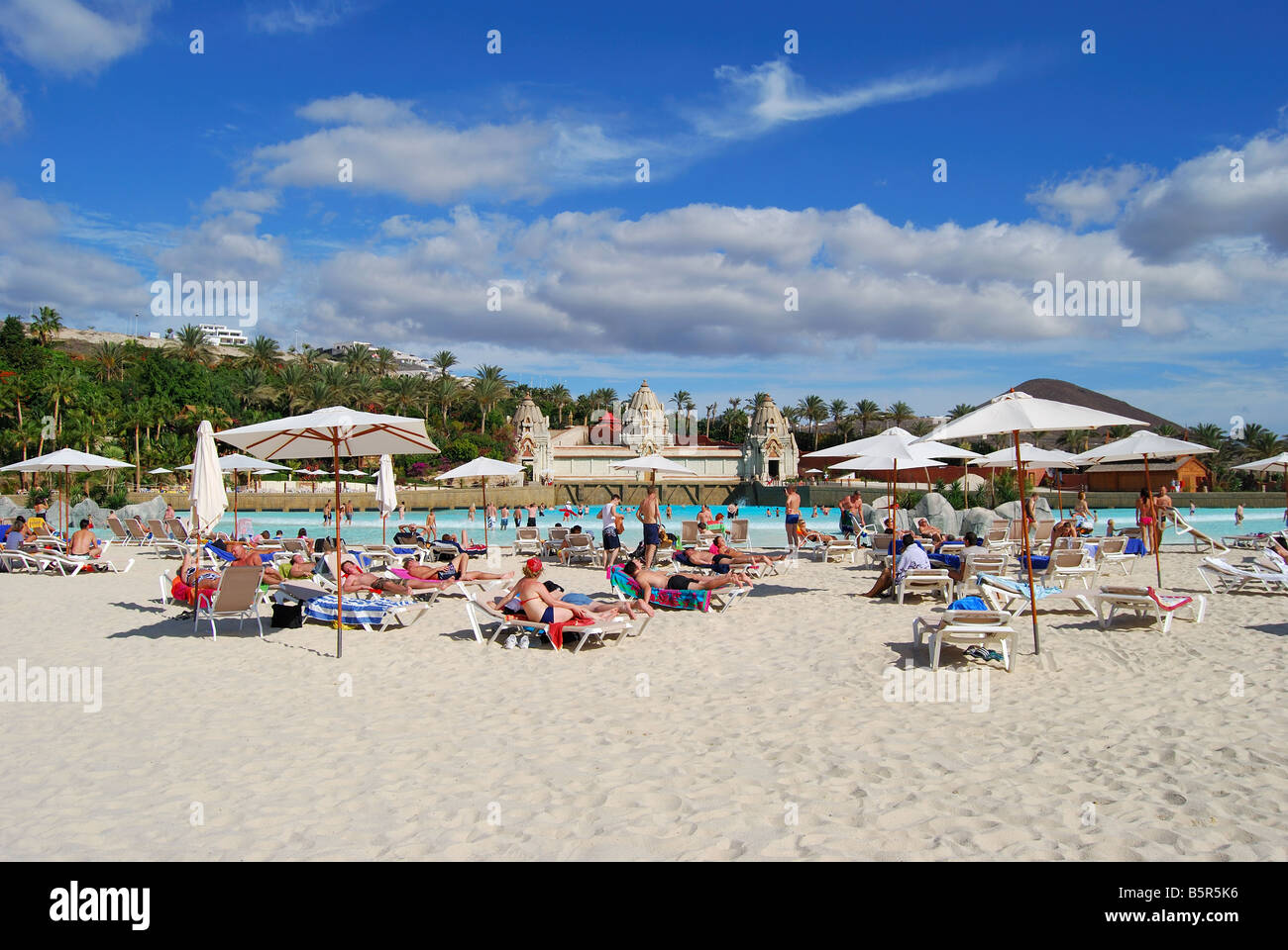 Wave Palace Lagoon, Siam Park Water Kingdom Theme Park, Costa Adeje ...