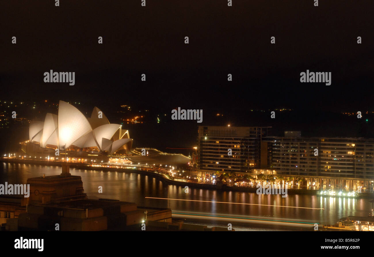 Opera house at night hi-res stock photography and images - Alamy