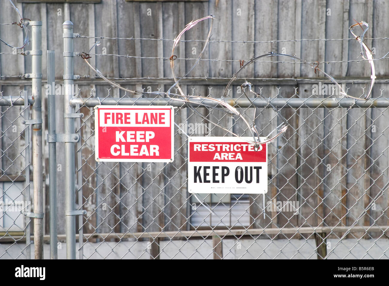 Restricted area sign on fence hi-res stock photography and images - Alamy