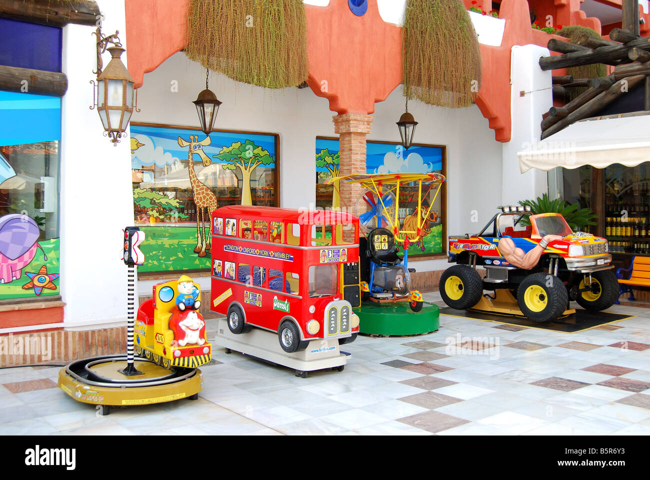 Coin operated ride hi-res stock photography and images - Alamy