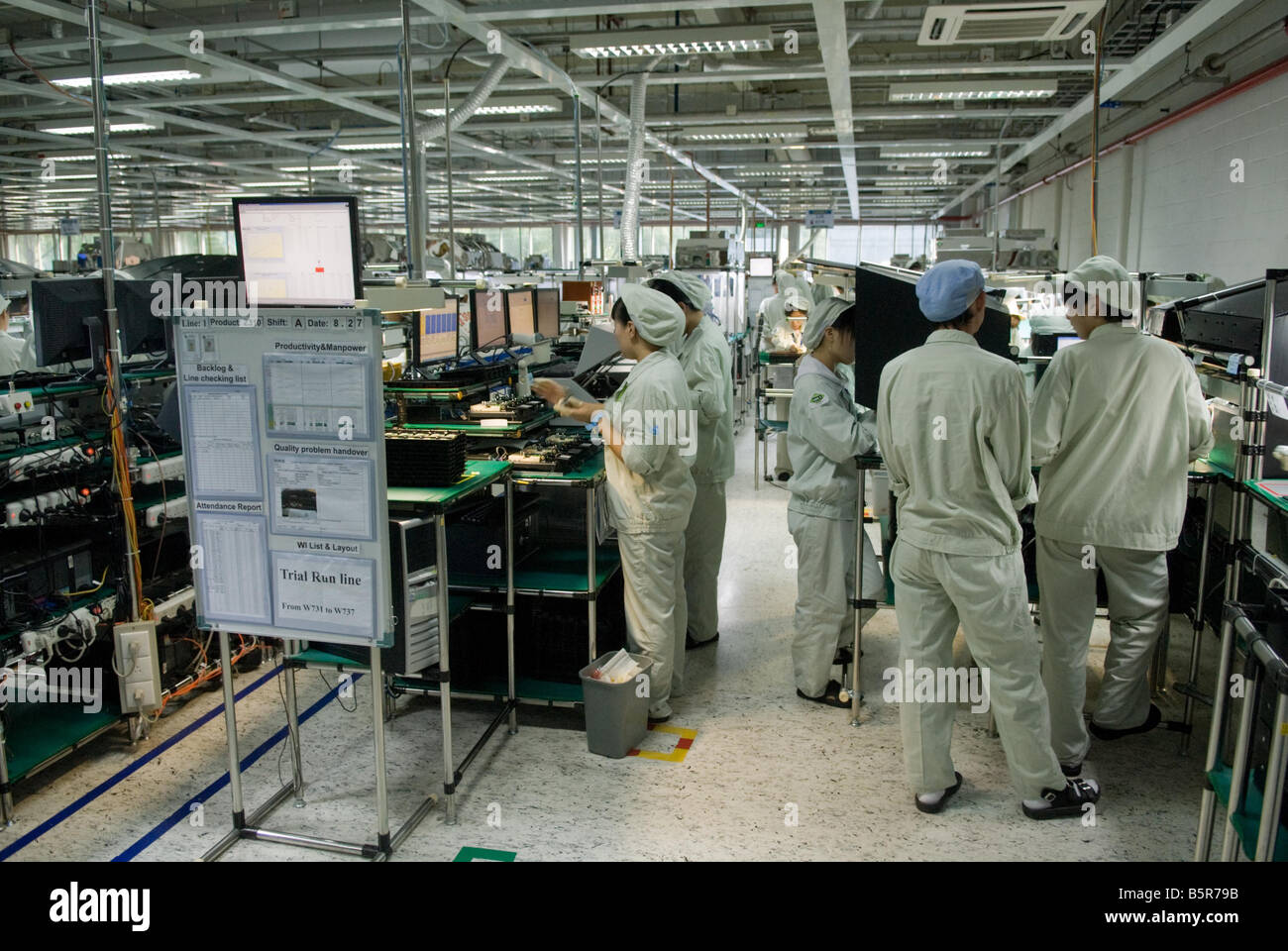 Sony-Ericsson mobile phone factory in the Beijing suburb Stock Photo ...