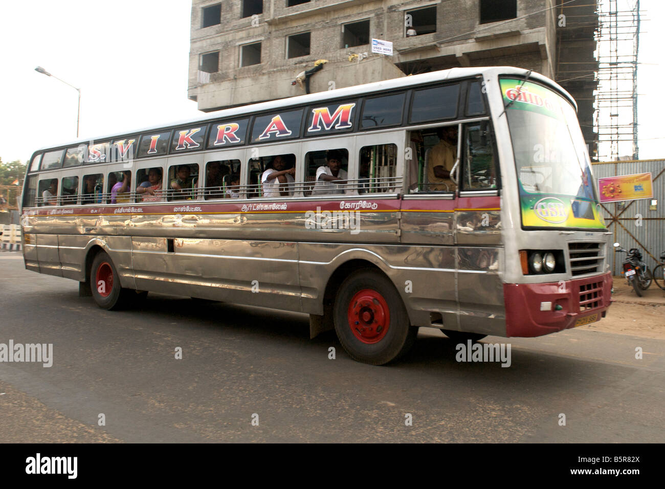 Indian bus hi-res stock photography and images - Alamy