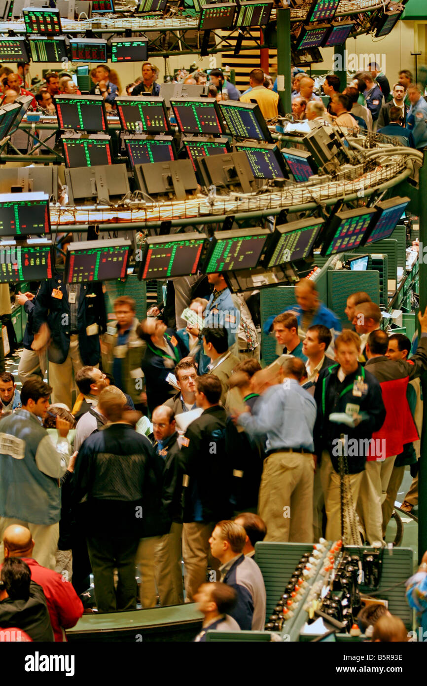Ny stock exchange trading floor hi-res stock photography and images - Alamy