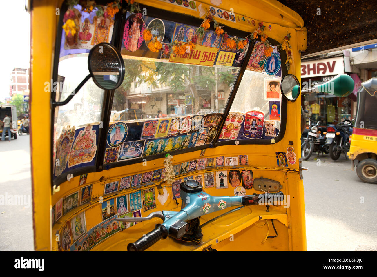 Auto rickshaw inside hi-res stock photography and images - Alamy