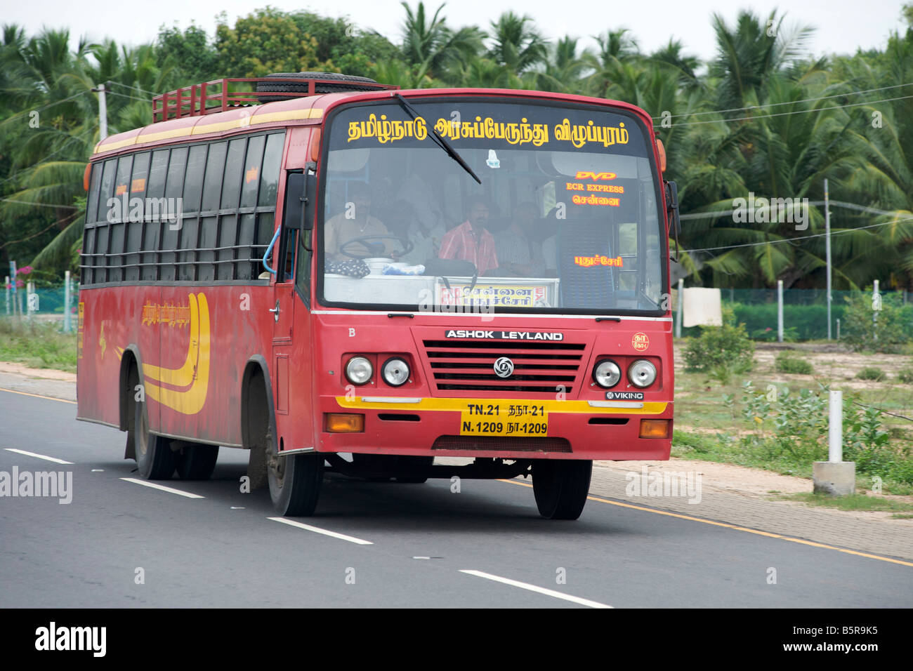 Indian bus hi-res stock photography and images - Alamy