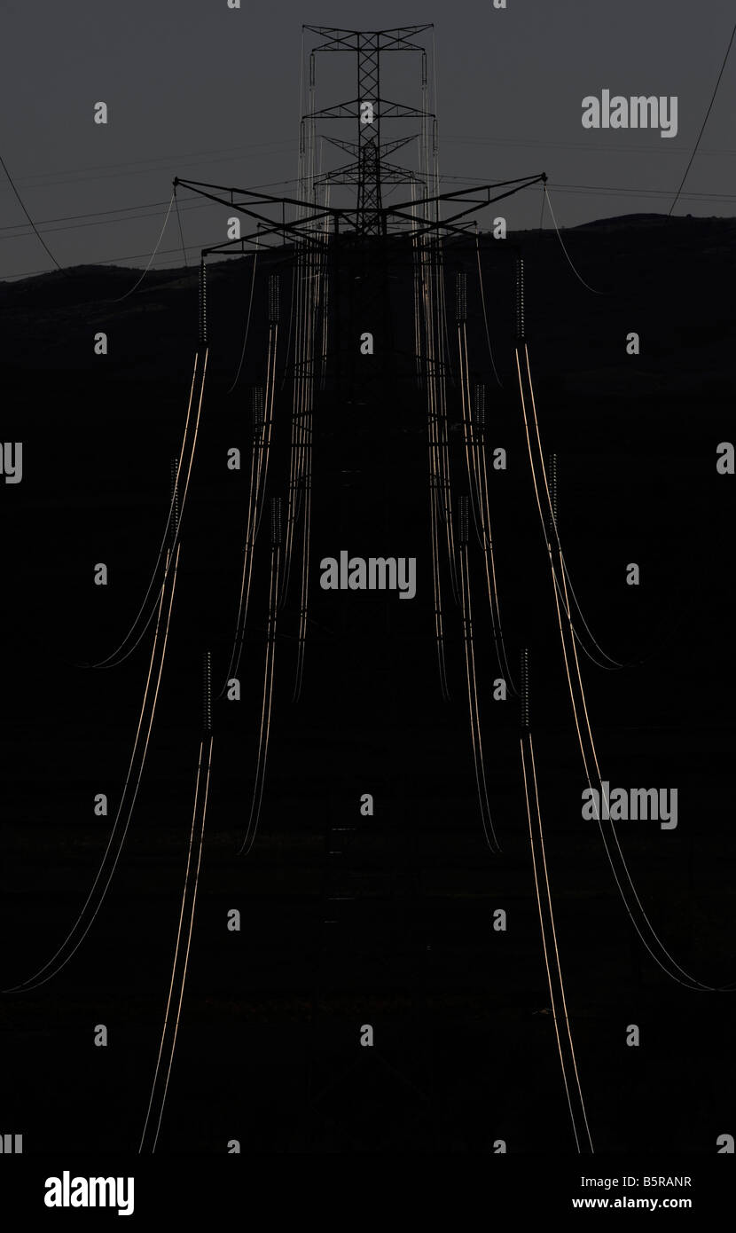 Electricity pylon design hi-res stock photography and images - Alamy
