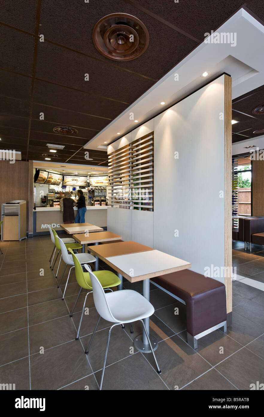 Mcdonalds restaurant interior hi-res stock photography and images - Alamy