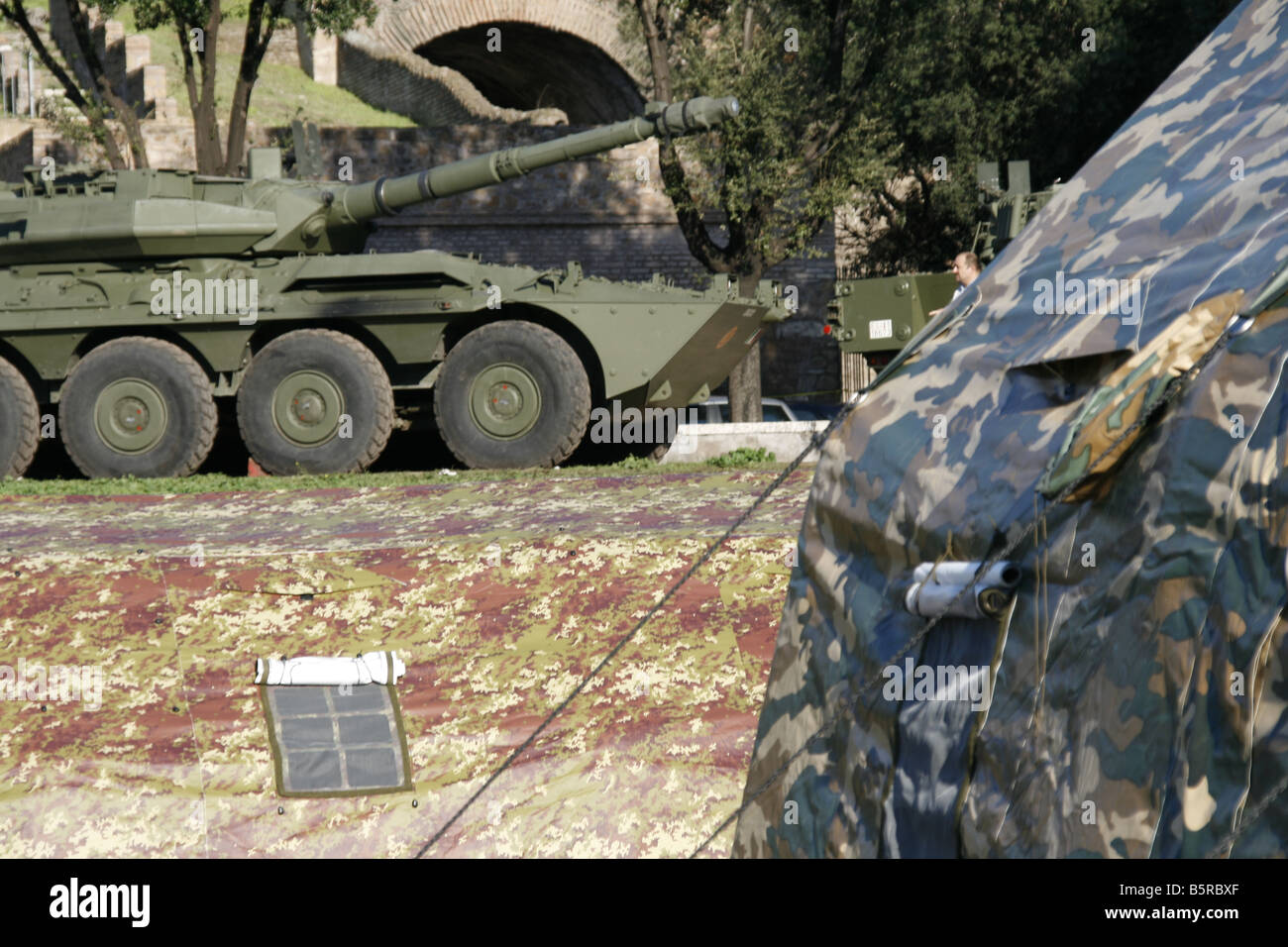 Camouflage military army base tent hi-res stock photography and images ...