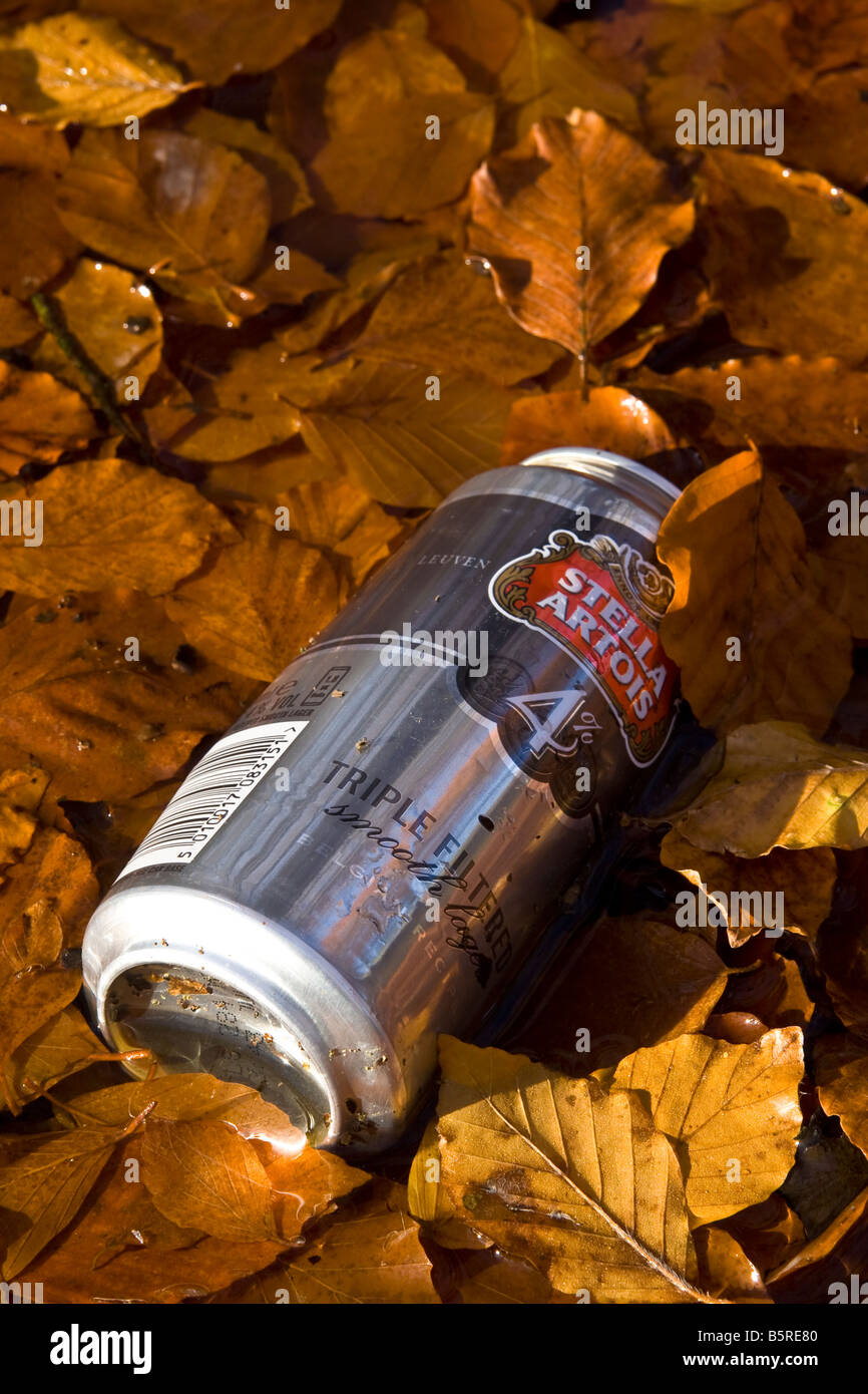 Litter can autumn countryside hi-res stock photography and images - Alamy