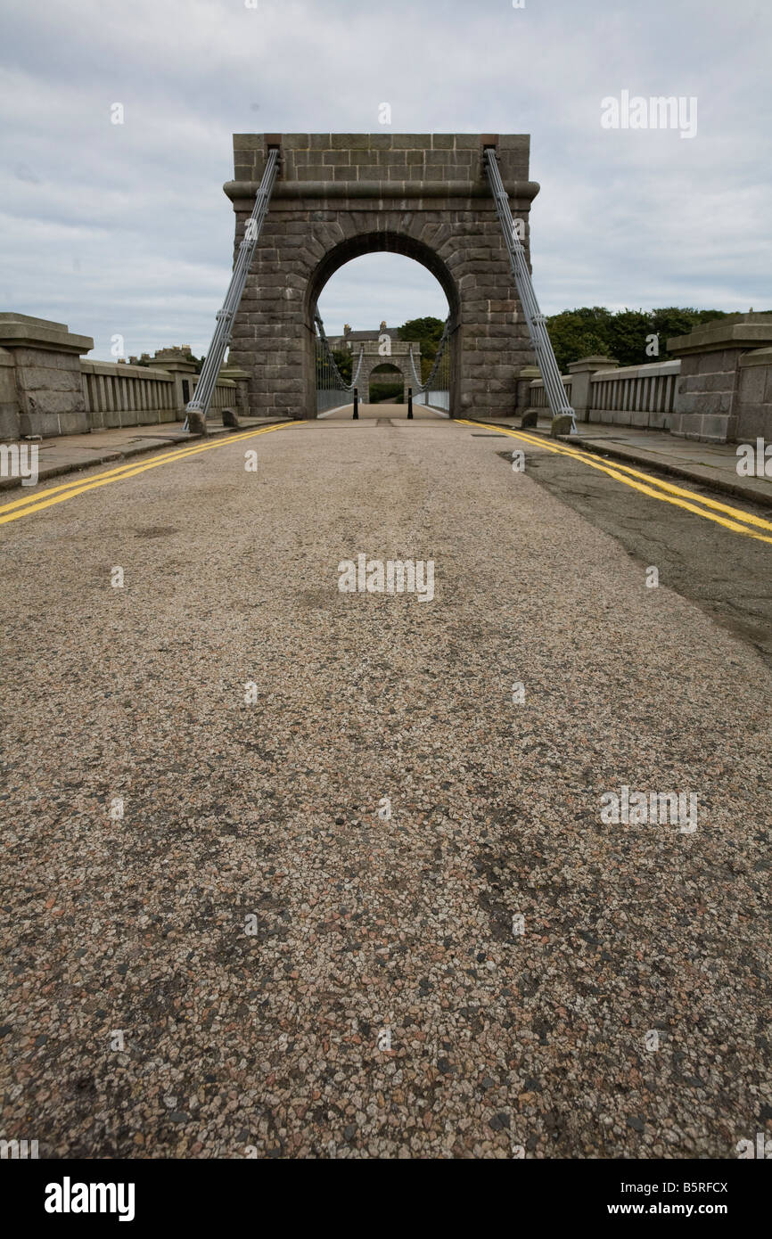 Wellington bridge hi-res stock photography and images - Alamy