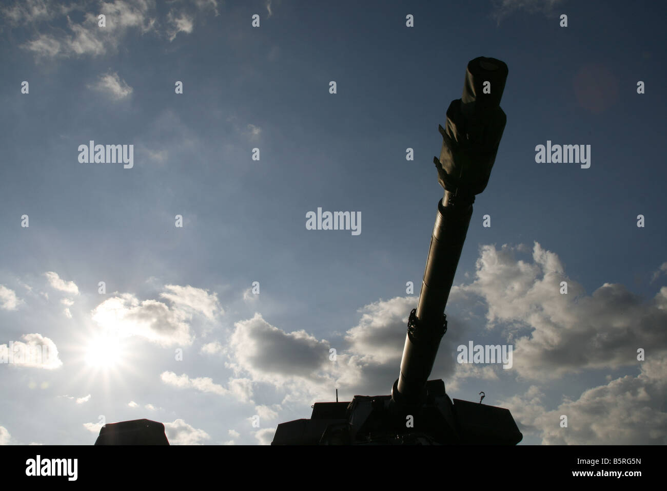 detail of army tank gun turret on battle field Stock Photo - Alamy