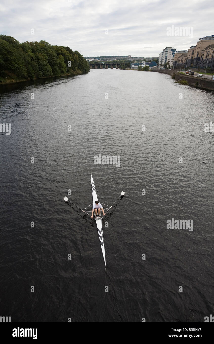 Single man training sport rowing in river Dee Aberdeen UK Stock Photo ...
