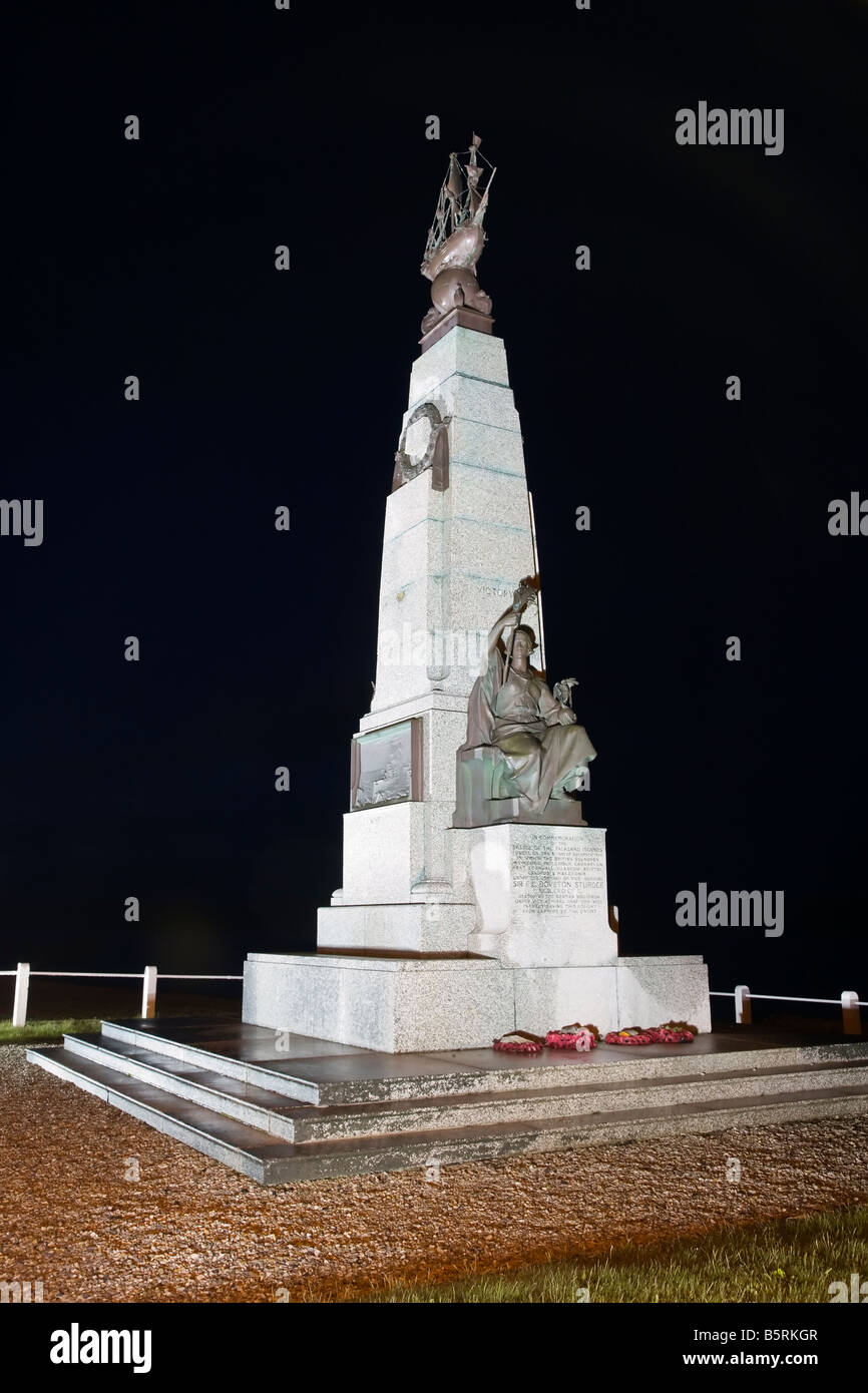 Falklands battle monument hi-res stock photography and images - Alamy