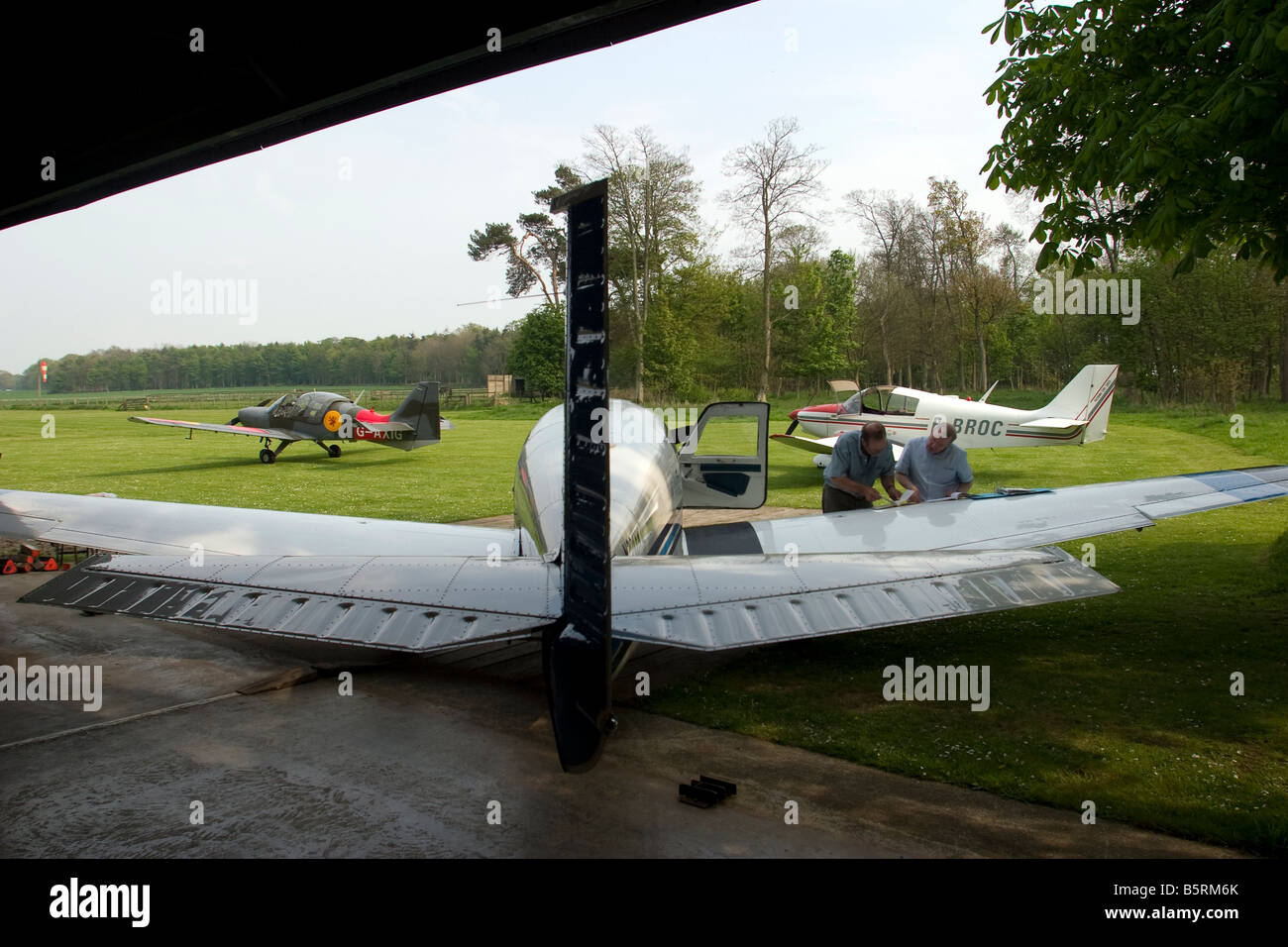 Archerfield aviation hi-res stock photography and images - Alamy