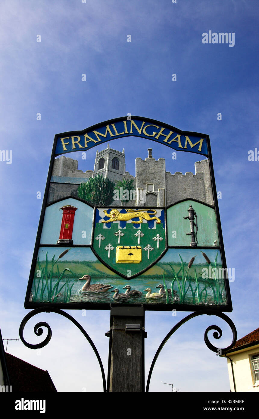 Decorative village sign hi-res stock photography and images - Alamy