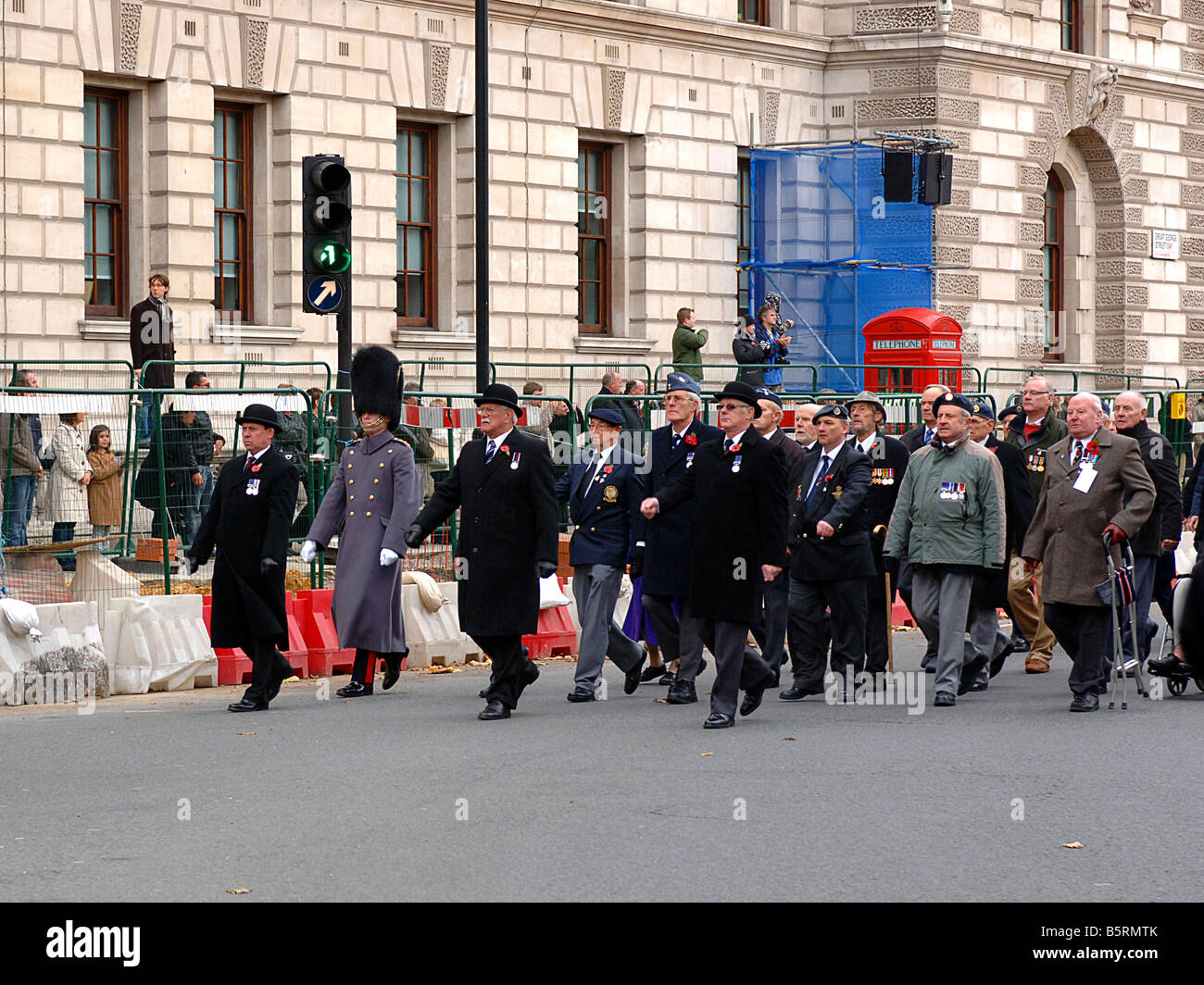 Male RAF WW2 Veterans take part in the London Remembrance Parade on Nov ...
