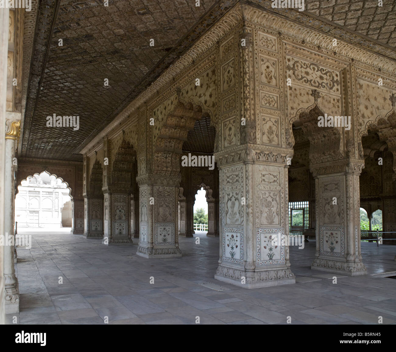 Diwan-i-Khas Red Fort Delhi India Detail of inlaid columns Stock Photo ...